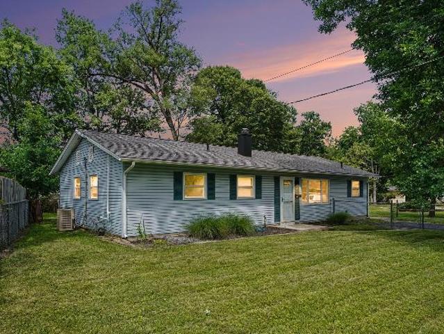 4 Br, 2 bath, Single Family 8490 Smallwood Lane