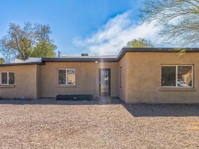 4 Br, 2 bath, Single Family 850 E Freeman Pl