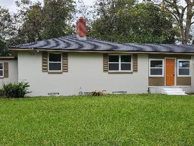 4 Br, 2 bath, Single Family 854 Allison Street