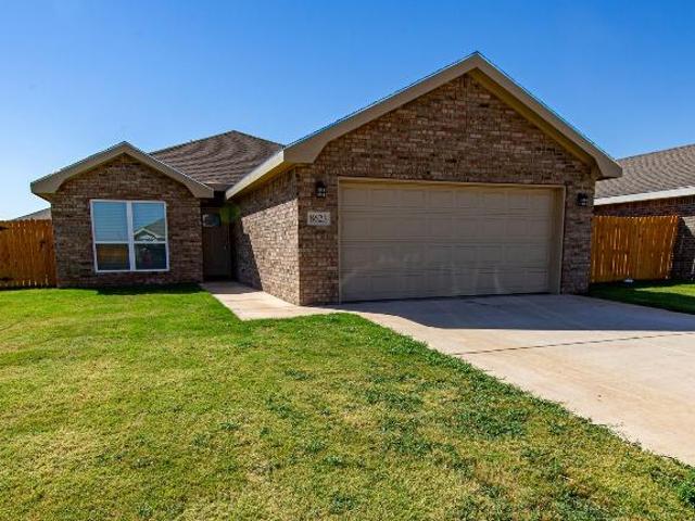 4 Br, 2 bath, Single Family 8623 10th Place