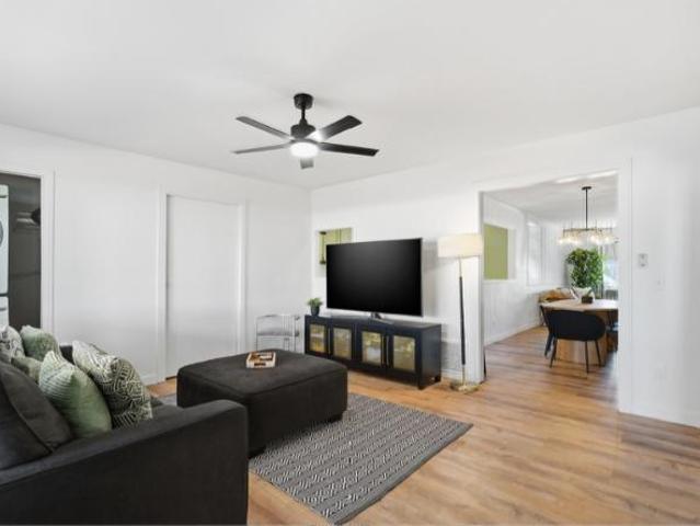 4 Br, 2 bath, Single Family 8642 Macawa Ave