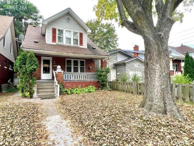 4 Br, 2 bath, Single Family 875 Curry Avenue