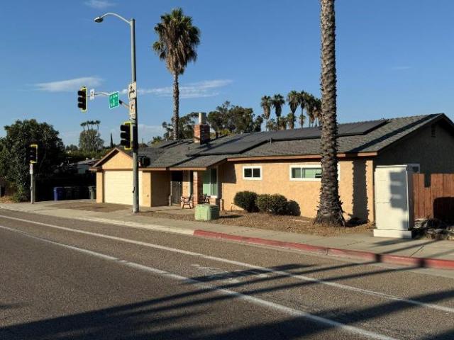 4 Br, 2 bath, Single Family 8809 Los Coches Road