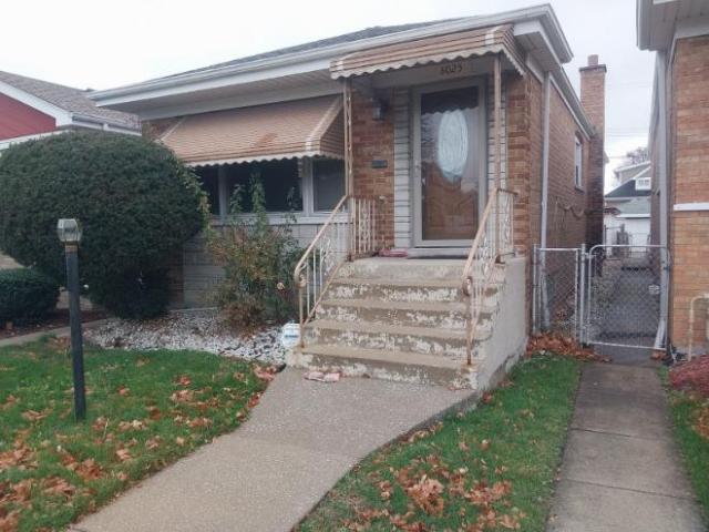 4 Br, 2 bath, Single Family 8025 S Wentworth Ave