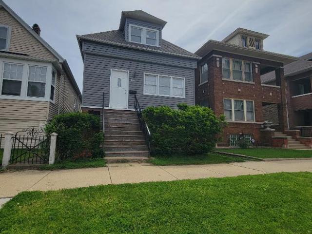 4 Br, 2 bath, Single Family 8035 S Coles Ave