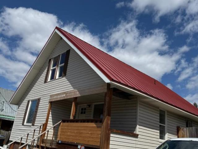 4 Br, 2 bath, Single Family 8041 State Route