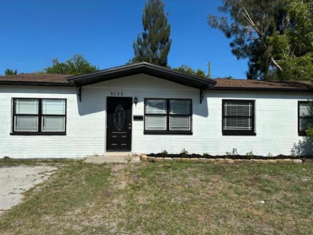 4 Br, 2 bath, Single Family 8133 65th Way N