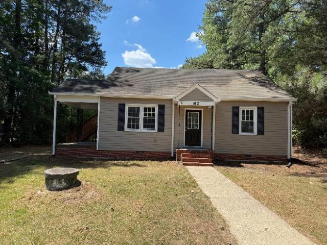 4 Br, 2 bath, Single Family 82 Morgan Rd