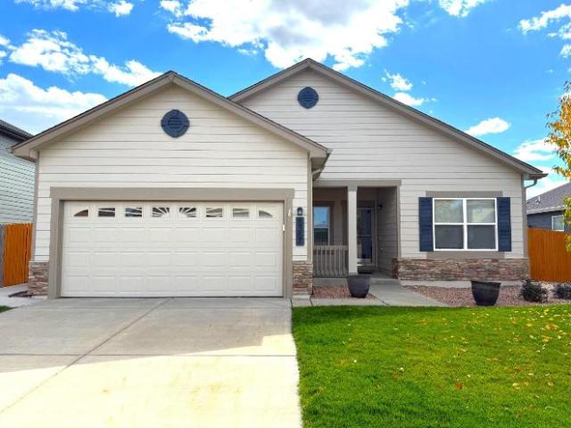 4 Br, 2 bath, Single Family 8367 Chasewood Loop