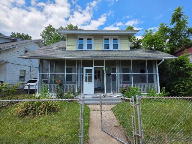 4 Br, 2 bath, Single Family 8 Main St