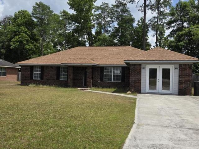 4 Br, 2 bath, Single Family 945 Ruth Drive