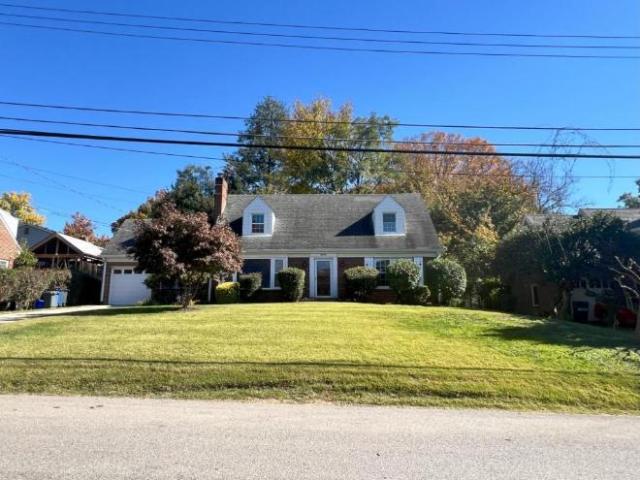 4 Br, 2 bath, Single Family 9509 Monroe St