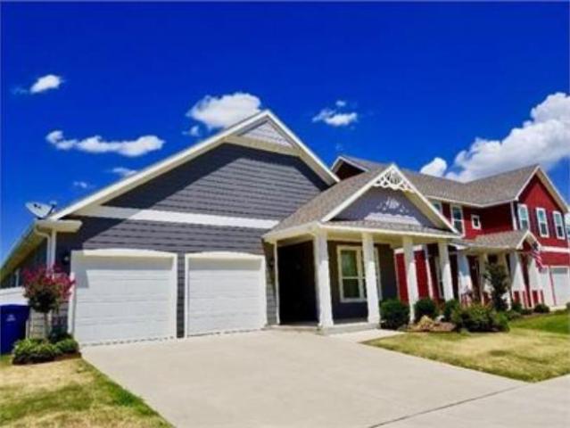4 Br, 2 bath, Single Family 9185 Blackstone Drive