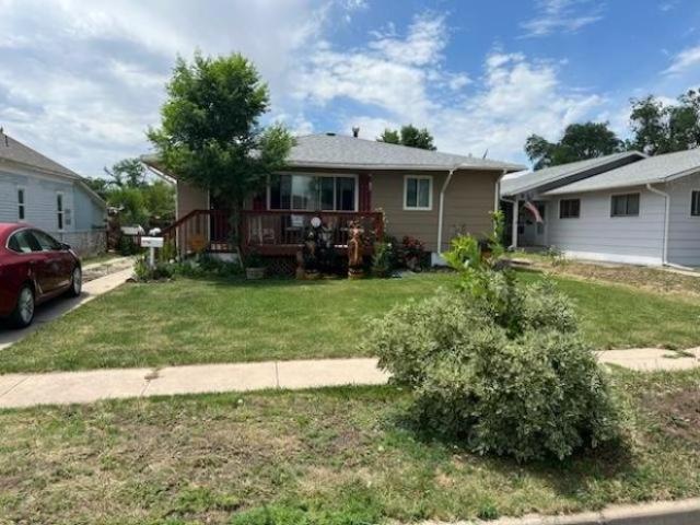 4 Br, 2 bath, Single Family 923 Grant Street