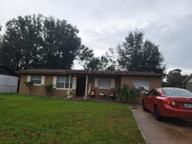 4 Br, 2 bath, Single Family 920 Valleydale Ave