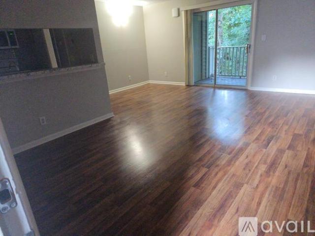 4 BR, 2 BA Apartment University Terrace Drive, Unit 9531H, Charlotte, NC 28262