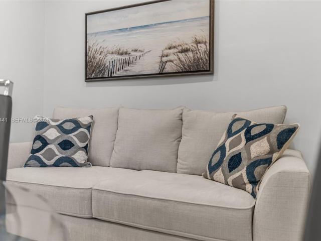 4 BR, 2 BA Apartment 1430 Northeast 11th Street, Homestead, FL 33033