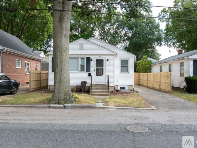 4 BR, 2 BA Apartment 144 Texas Avenue, Providence, RI 02904