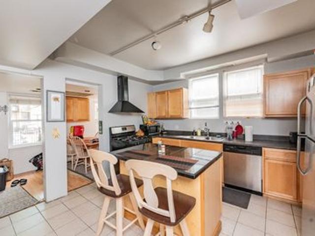 4 BR, 2 BA Apartment 1456 West Irving Park, Chicago, IL 60613