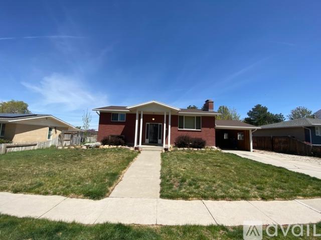 4 BR, 2 BA Apartment 1477 E 7320 S St, Cottonwood Heights, UT 84121