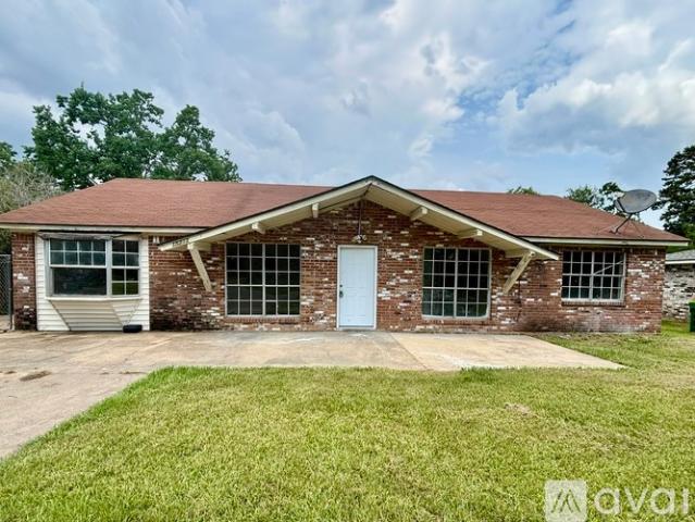 4 BR, 2 BA Apartment 15212 Big Ridge Rd, Biloxi, MS 39532