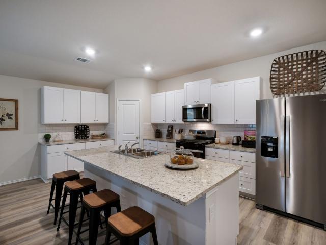 4 BR, 2 BA Apartment 15315 Waterow View Unit 1068, Austin, TX 78703