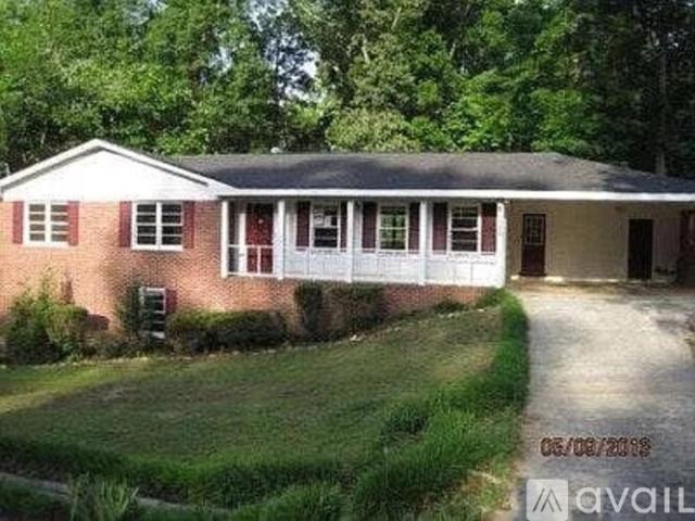4 BR, 2 BA Apartment 1566 N Atwood Dr, Macon, GA 31204