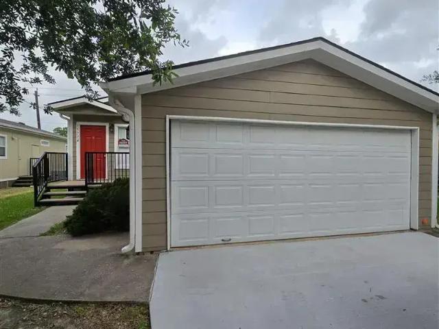 4 BR, 2 BA Apartment 15774 Clarke Springs Drive, Houston, TX 77053