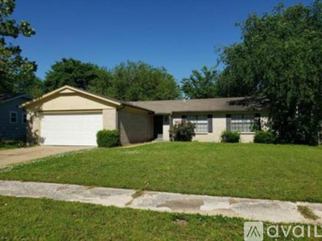 4 BR, 2 BA Apartment 1617 South 5th Place, Broken Arrow, OK 74012
