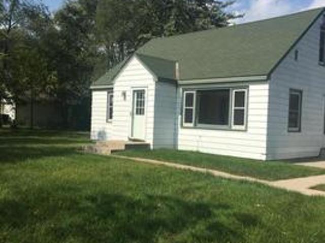 4 BR, 2 BA Apartment 161 90th Ln NE, Blaine, MN 55434