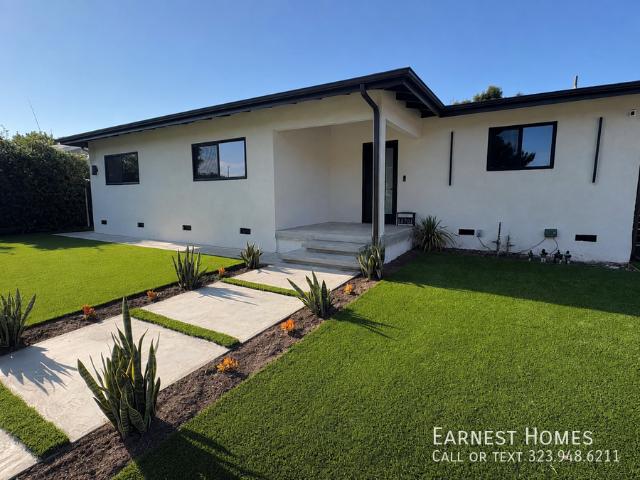 4 BR, 2 BA Apartment 16701 Chatsworth St, Granada Hills, CA 91344