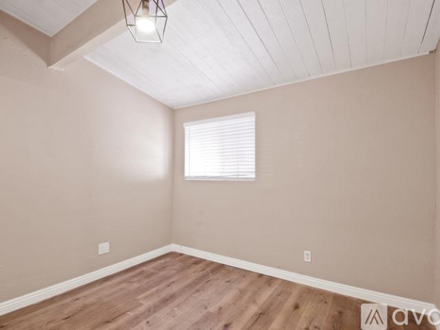 4 BR, 2 BA Apartment 17035 E Groverdale St, Covina, CA 91722