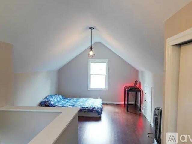 4 BR, 2 BA Apartment 1708 69th Ave N, Minneapolis, MN 55430