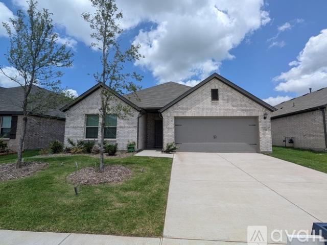 4 BR, 2 BA Apartment 1708 Calanques Street, Royse City, TX 75189