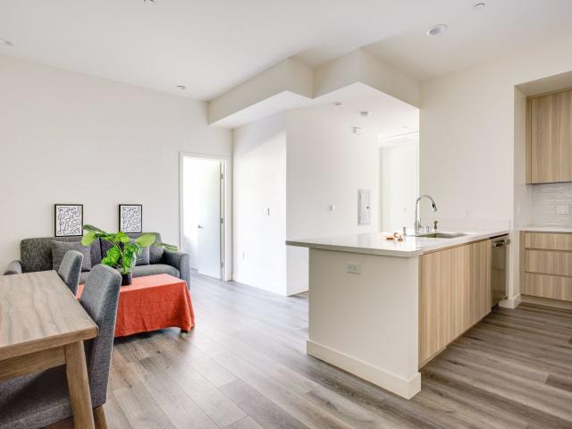 4 BR, 2 BA Apartment 1751 Malcolm Avenue Unit 208, Los Angeles, CA 90024