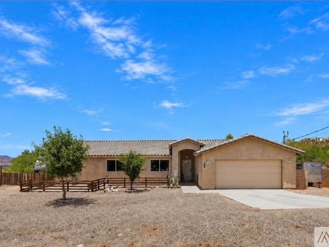 4 BR, 2 BA Apartment 178 Calle Pulpo, Rio Rico, AZ 85648