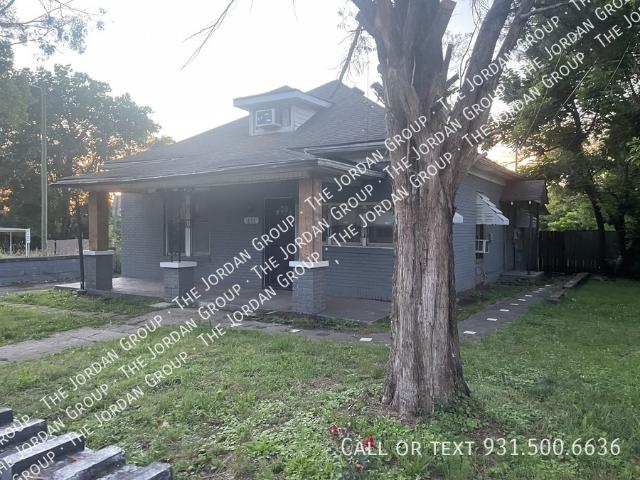 4 BR, 2 BA Apartment 1826 Scovel St, Nashville, TN 37218