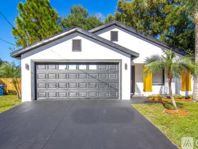 4 BR, 2 BA Apartment 1914 East Mc Berry Street, Tampa, FL 33610
