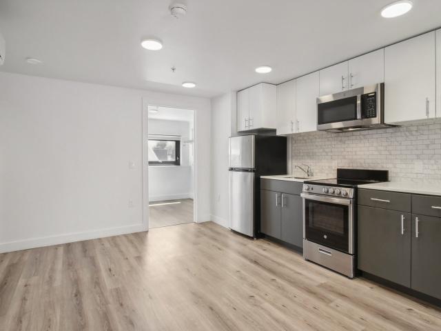 4 BR, 2 BA Apartment 1919 Market St, Unit C 312, Oakland, CA 94607