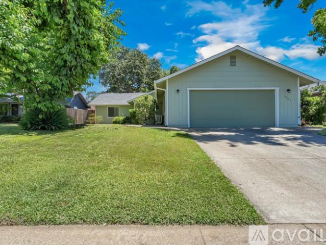 4 BR, 2 BA Apartment 1925 Trumpet Drive, Redding, CA 96003