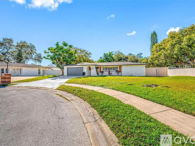 4 BR, 2 BA Apartment 1932 Oro Ct, Clearwater, FL 33764