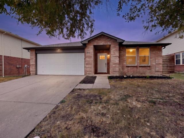 4 BR, 2 BA Apartment 1953 Riverchase Ln, Justin, TX 76247