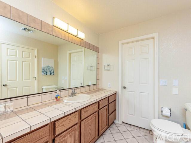 4 BR, 2 BA Apartment 1981 Chip Dr, Lake Havasu City, AZ 86406