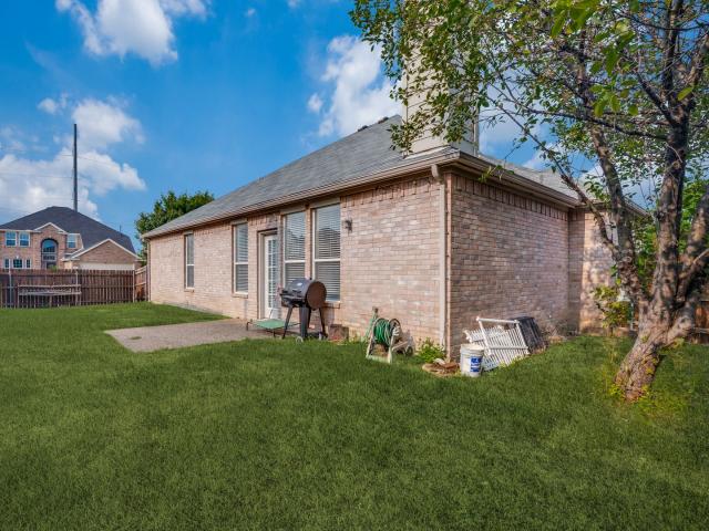 4 BR, 2 BA Apartment 1000 Leoti Lane, Plano, TX 75094
