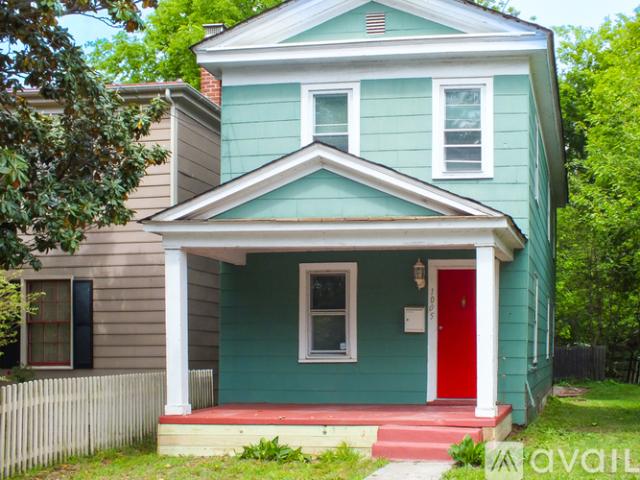 4 BR, 2 BA Apartment 1005 Maplewood Ave, Hopewell, VA 23860