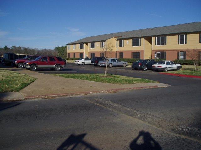 4 BR, 2 BA Apartment 1007 NNW Loop 323, Tyler, TX 75702