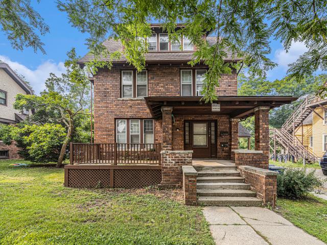 4 BR, 2 BA Apartment 1014 Vaughn, Ann Arbor, MI 48104