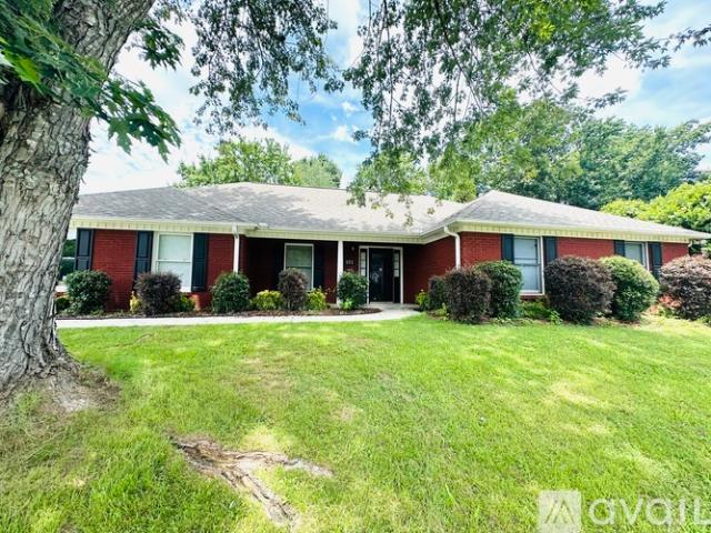 4 BR, 2 BA Apartment 101 Foxwatch Circle, Harvest, AL 35749