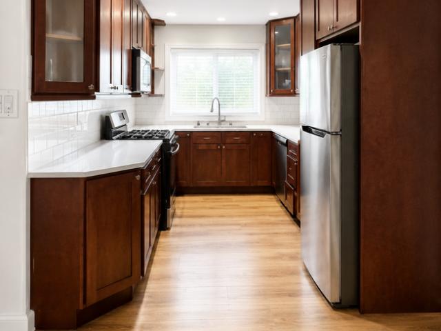 4 BR, 2 BA Apartment 10326 Mayfield Avenue, Oak Lawn, IL 60453