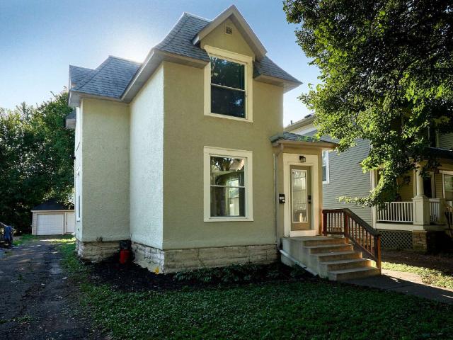 4 BR, 2 BA Apartment 1036 15th Ave SE, Minneapolis, MN 55414